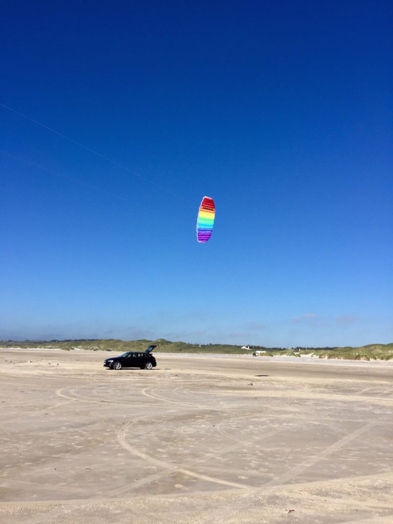 Autostrand Saltum: Mit Auto auf Strand fahren in Dänemark | Gay Reiseblog