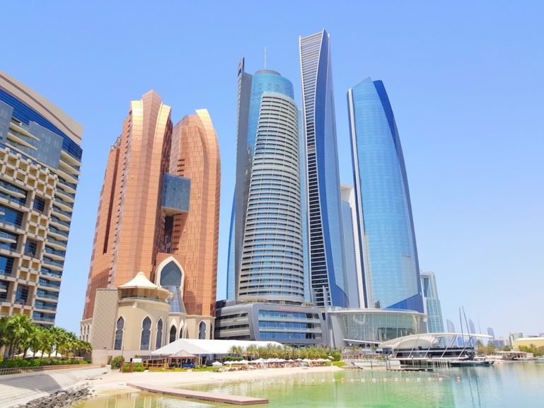 Dubai oder Abu Dhabi: Was ist der Unterschied?